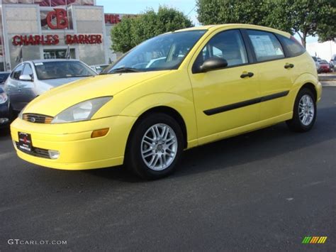 2003 Screaming Yellow Ford Focus Zx5 Hatchback 64100909 Photo 6