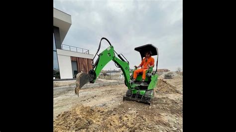 Екскаватор МД 4 що він там накопав відгук клієнта Модель 2023 року ТМ Мінідігер Youtube