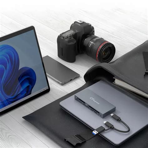 A IN CFexpress Useful Type B CF XD MS SD TF Card Hub Adapter Type C With Ca