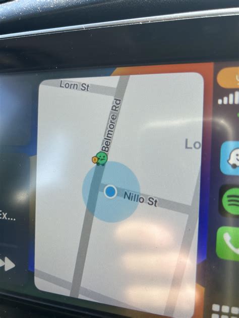 Waze Freezes Fairly Often With A Dot Rather Than An Arrow Typically