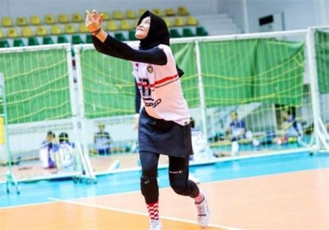 Kisah Wilda Siti Nurfadhilah Curi Perhatian Voli Dunia Saat Bertanding Pakai Hijab Di Sea Games
