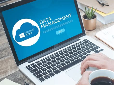 data management with azure datasi