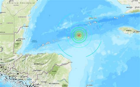 Powerful 7 6 Magnitude Earthquake Strikes Caribbean And Sparks Tsunami