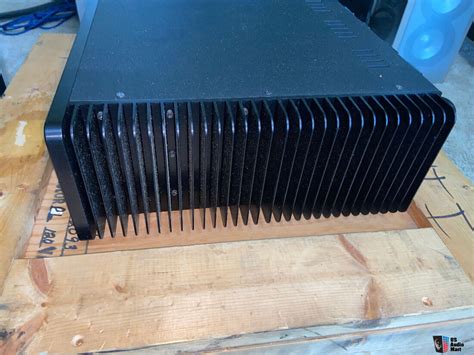 Jeff Rowland Collectors Alert Model 1 Power Amp With Original Factory Shipping Crate Photo