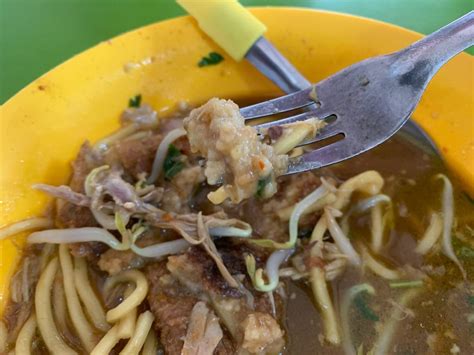 Warong Pak Sapari Authentic Mee Soto With Super Sedap Broth At Adam