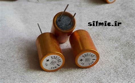 خازن های فای 330 میکرو فاراد 63 ولت Vishay Roederstein سری Ekm لانگ لایف