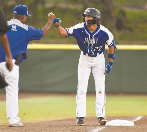 Mil Baseball Sabers Bears Finish Off Series Sweeps To Open Season News Sports Jobs Maui News