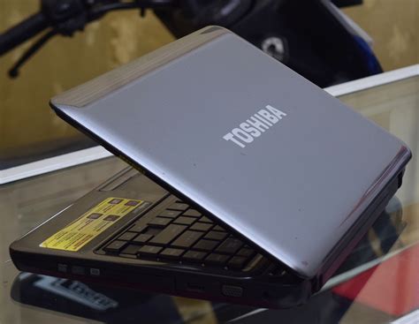 Jual Laptop Toshiba Satellite L Core I Ghz Malang Jual Beli Laptop Bekas Kamera