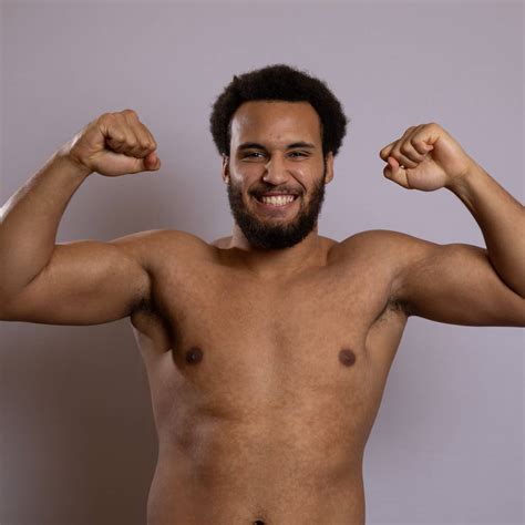 Moses Itauma Has Boxing Iq Like Nobody Else Hes So Skillful Athlon