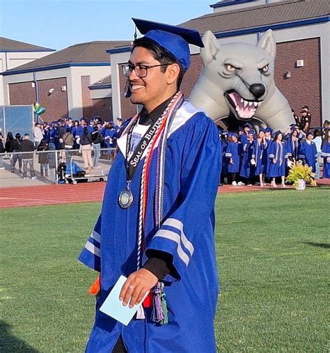 Sierras 440 Grads Among Schools Most Decorated Manteca Bulletin