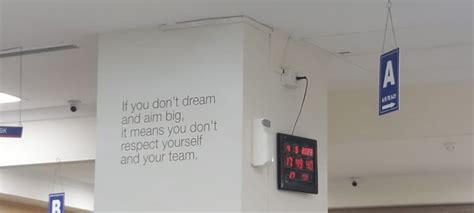 Aditya Kondawar On Linkedin A Friend Saw This In A Hdfc Branch Sanjay Kapoor