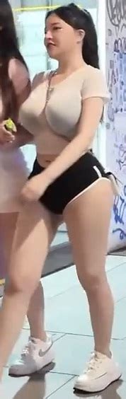 Needs Id Who Is This Thicc Sexy Korean With Big Titties