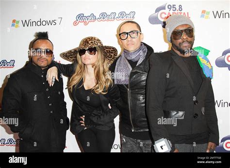 The Black Eyed Peas Members Apldeap Fergie Taboo And William Pose