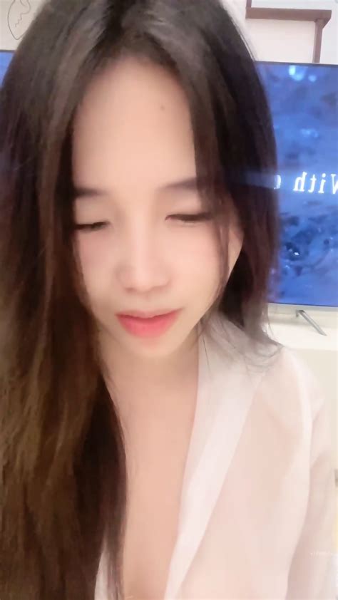 【土豆不吐皮】御姐下海！好骚好漂亮啊道具自慰！爽喷水 eporner