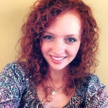 Confessions Of A Redhead Makeup A Holic The Step Beauty Routine How To Be A Redhead