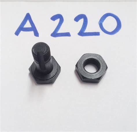 Parafuso Central De Segurança A220 Com Porca 26 6x9 9mm Ss400 36 40 Hrc Para Fixação Segura