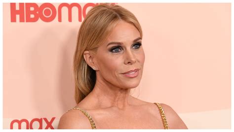 Hollywood Punishes Actress Cheryl Hines For Husband S Politics Outkick