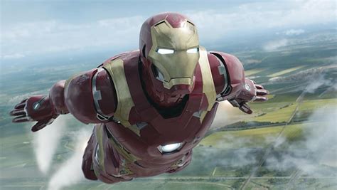 Joe Rogan Pitched Robert Downey Jr On How Iron Man Could Return To The