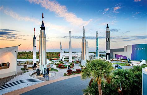 Apollo 11 Saturn V Rocket Model 196 Scale
