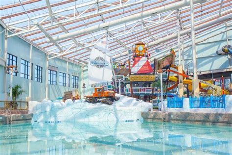 Dive Into The 10 Best Indoor Water Parks In The Us