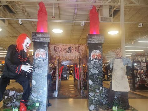 Spirit Halloween 19 Photos 7902 Commercial Blvd Lauderhill
