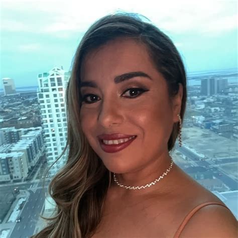 Cinthya Nataren Cinthya031782 • Threads Say More