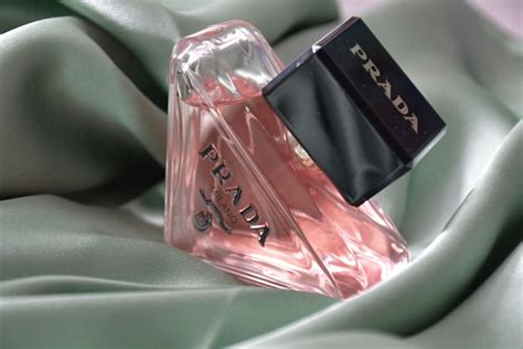 Prada Paradoxe Eau De Parfum