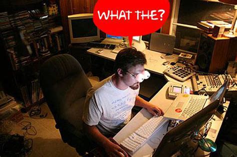 Hombre Utiliza Escritorio Remoto Para Encontrar Notebook Robado Soporta Porno Por Un Mes