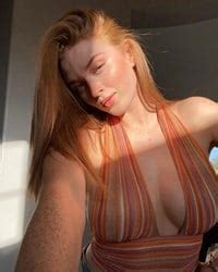 Larsen Thompson Big Boobs Bikini Collection