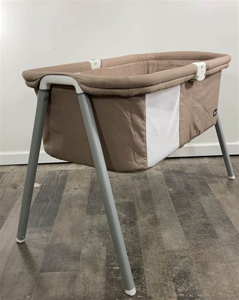 Chicco Lullago Travel Crib