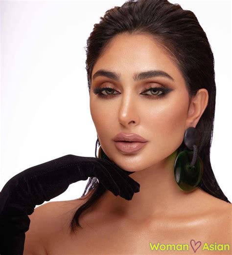 Qatari Women Read This Guide Before Dating Them