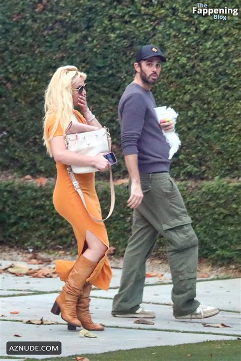 Britney Spears Goes Sexy And Braless At Chateau Marmont In Hollywood