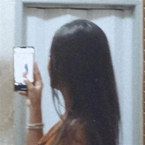 Julia Amorim (@amorim.009) • Threads, Say more