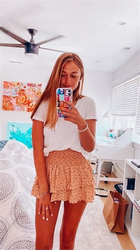 Vsco Aesthetic Outfits Vsco Outfits Vsco Outfits School Vsco Girl