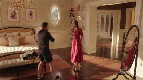 Auscaps Adam Huber Shirtless In Dynasty There S No Need To Panic