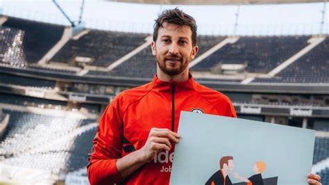 David Abraham He Moves From The Bundesliga To His Argentine Town To Look After His Son Marca