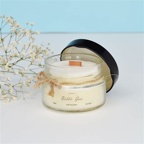 Свічка ароматизована в склі 100 мл Bubble Gum Інтернет магазин упаковки для квітів від