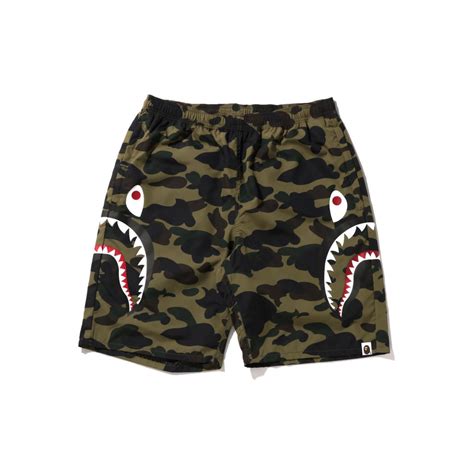 Bape 1st Camo Side Shark Beach Menss Shorts Army Green Hot Sale