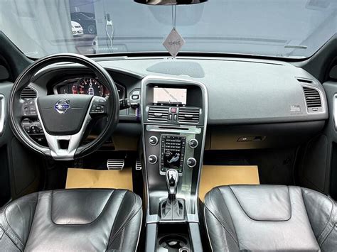 2015 Volvo Xc60 T5 R Design 實價刊登 53 8萬 中古車 二手車 代步車 轎車 休旅車 露天市集 全台最大的網路購物市集