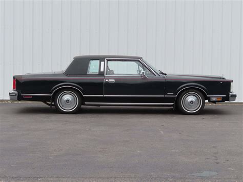 1981 Lincoln Town Car