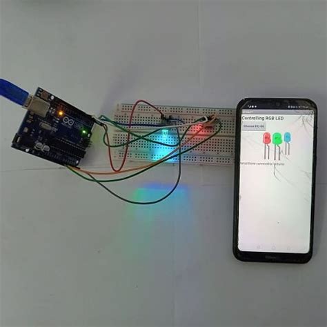 Control RGB LED Connected To Arduino UNO Via Bluetooth