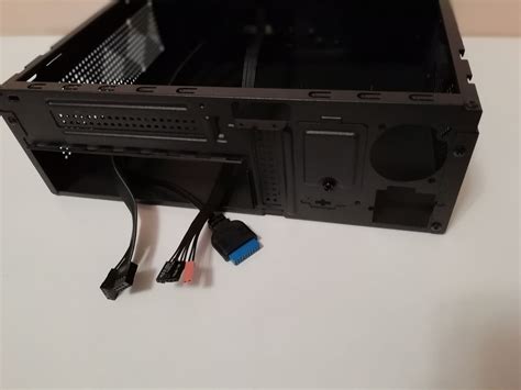 Корпус Desktop ExeGate MI-301U mATX/mini-ITX, без БП, черный ...