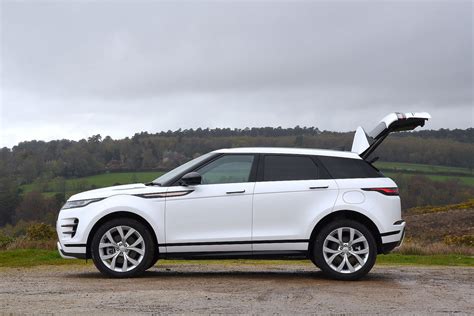 New Land Rover Range Rover Evoque 15 P300e Dynamic Se 5dr Auto