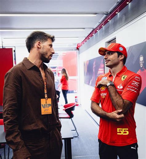 روبن دیاز مهمان ویژه گاراژ فراری در گرندپری مجارستان عکس طرفداری