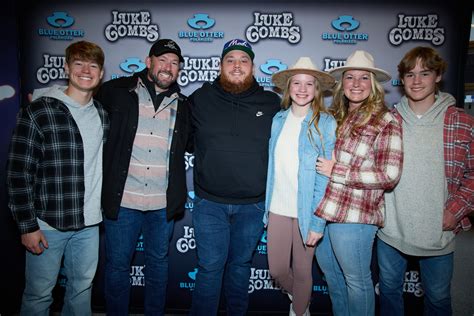 042024 — Buffalo Luke Combs 042024 — Buffalo Luke Combs