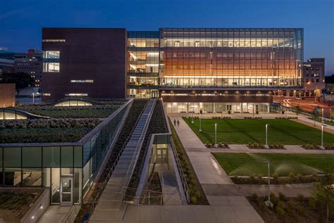 Phoenix Biomedical Campus Health Sciences Education Building By Co
