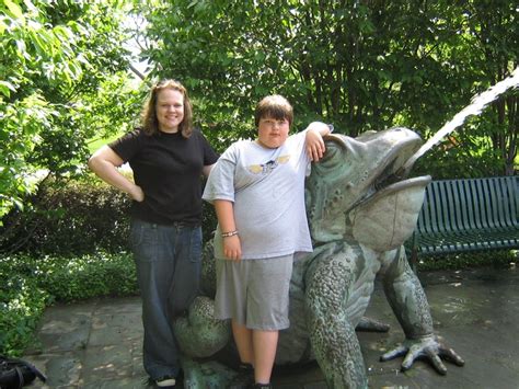 Projectile Frog Couple Photos Scenes Photo