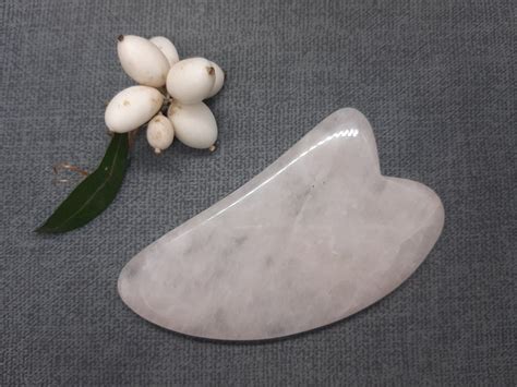 Скребок Гуаша Кварц Серце купити в Україні - Інтернет-магазин Женьшень