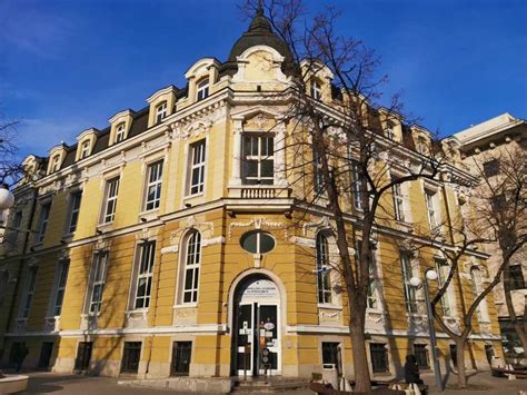 НАП Бургас насърчава бизнеса и гражданите да актуализират дистанционно