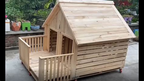 Будиночок для собак з піддонів Youtube
